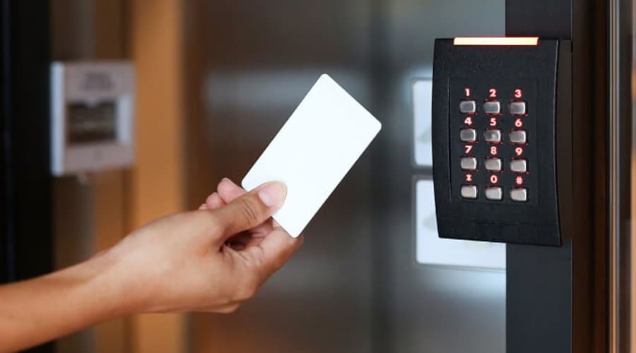 WHAT IS A GATE ACCESS CONTROL SYSTEM & DOES MY BUSINESS NEED IT ...